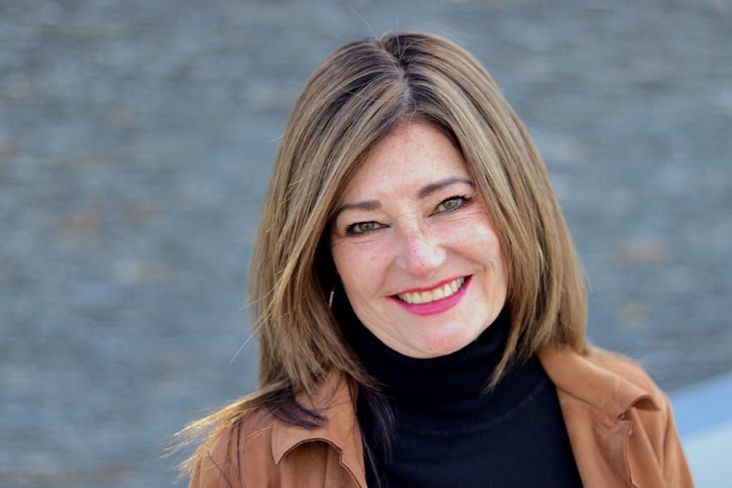 Episode 15 with Kimberly Hundertmark – The Sipster's Guides with Luke ...